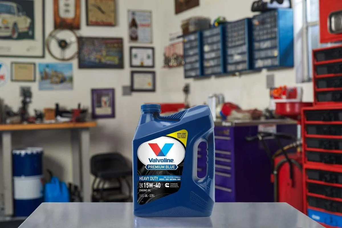 Valvoline Premium Blue 8600 ES 15W-40 Conventional Heavy Duty Engine ...